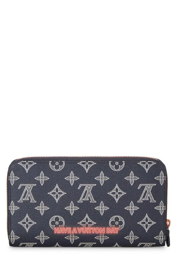LOUIS VUITTON Monogram Upside Down Zippy Organizer