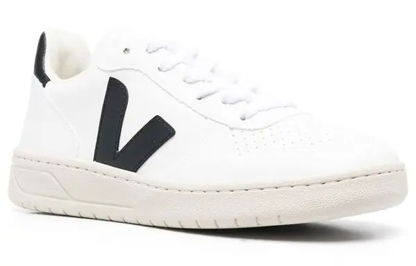 VEJA V- Lace-up Sneakers - White/black