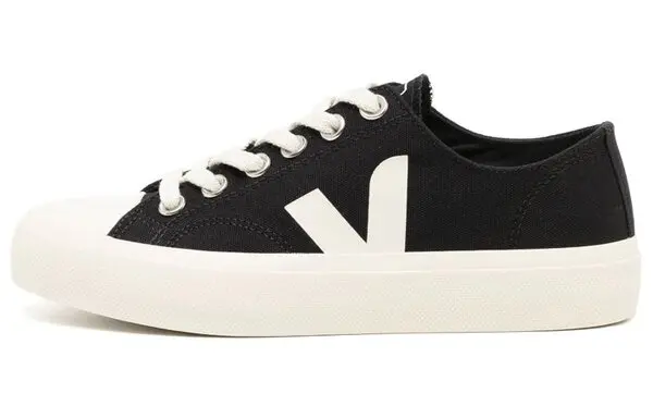 VEJA Wata Ii Low-top Sneakers 'black White - Black/white
