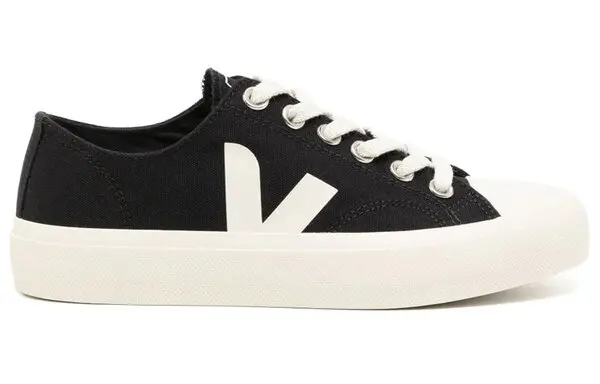 VEJA Wata Ii Low-top Sneakers 'black White - Black/white