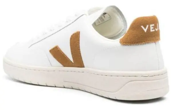 VEJA V- Leather Sneakers