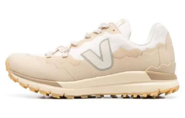 VEJA Fitz Roy Lace-up - Beige/brown