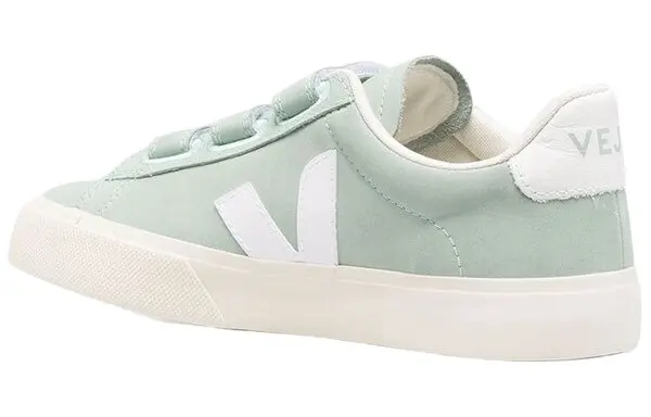 VEJA Recife Sneakers - Matcha/white
