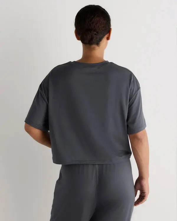 Quince Smooth Stretch Maternity Cropped T-shirt - Dark Coal