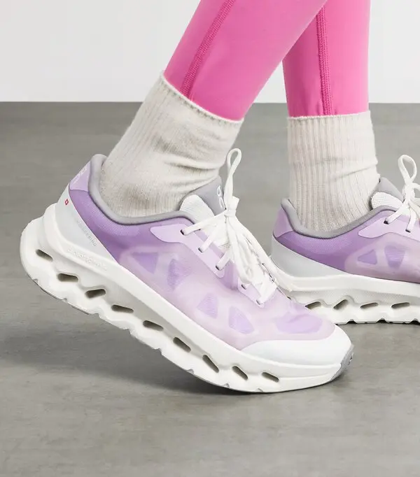 On Cloudtilt Remix Trainers