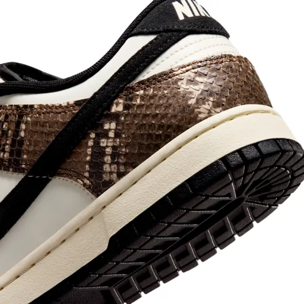 Nike Dunk Low Retro Shoes - Brown
