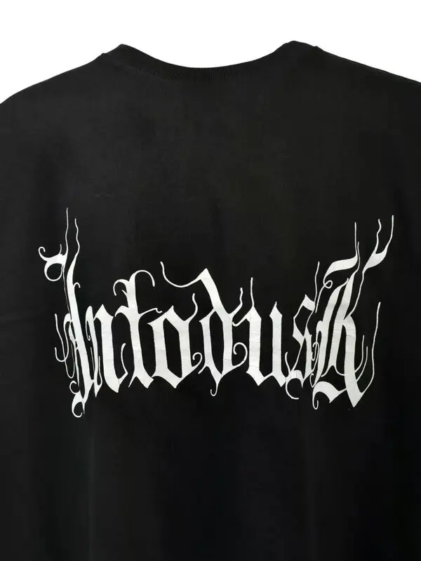 INTODUSK Blackletter Logo-print Cut-off T-shirt