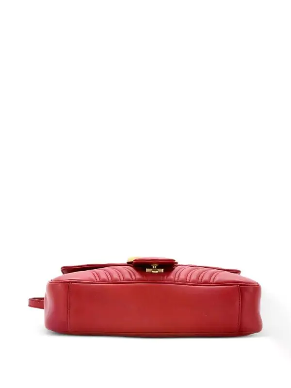 Gucci Gg Marmont Flap Bag Matelasse Leather Medium Shoulder Bag - Red