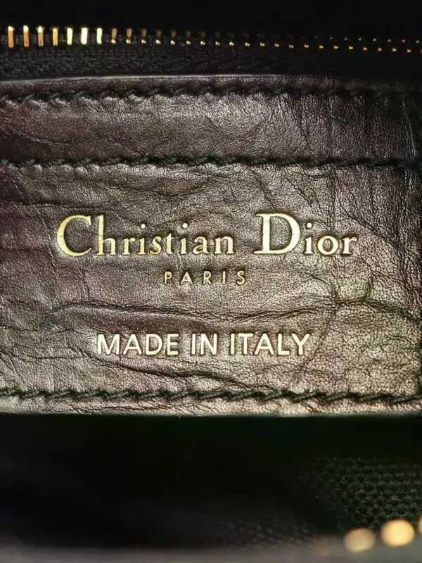 Dior Crinkled Calfskin Macrocannage D-journey Shoulder Bag - Black
