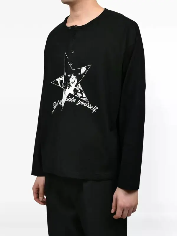 CEDARWOOD Graphic-print Henley T-shirt