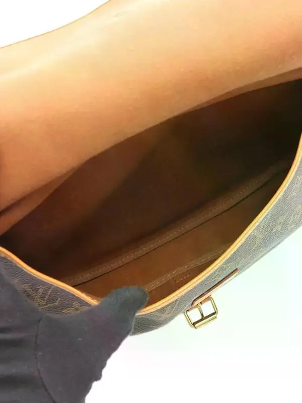 LOUIS VUITTON Monogram Saumur 30 Cross Body Bag