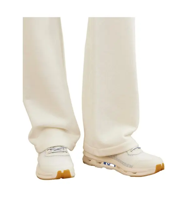 On Cloudzone Moon Sneakers - No
