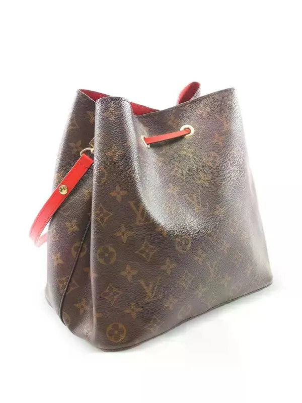 LOUIS VUITTON Monogram Neo Noé Shoulder Bag