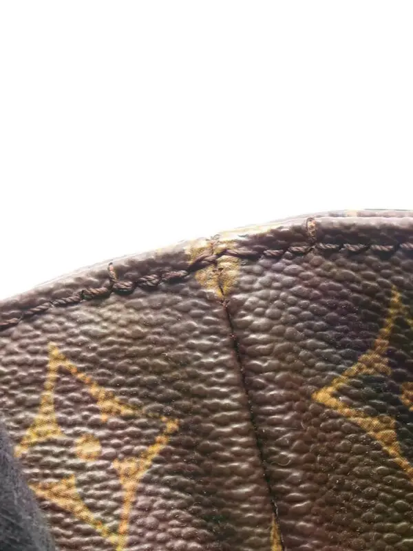 LOUIS VUITTON 2001 Gm Vivian Monogram Tote Bag