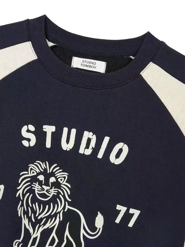 STUDIO TOMBOY Lion-print Raglan-sleeve Sweatshirt