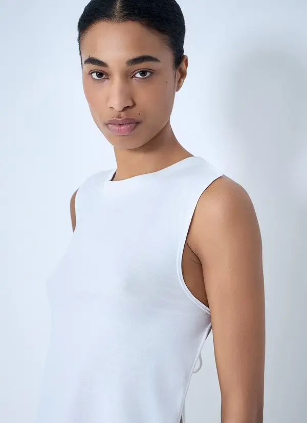 RIER Sleeveless Cotton Tank Top - White