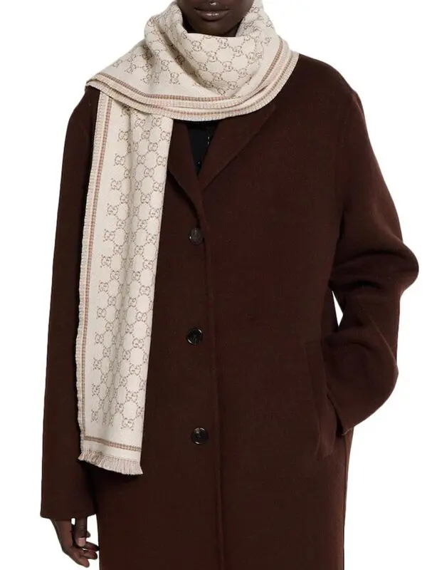 Gucci Double Side Gg Wool Scarf - Cream
