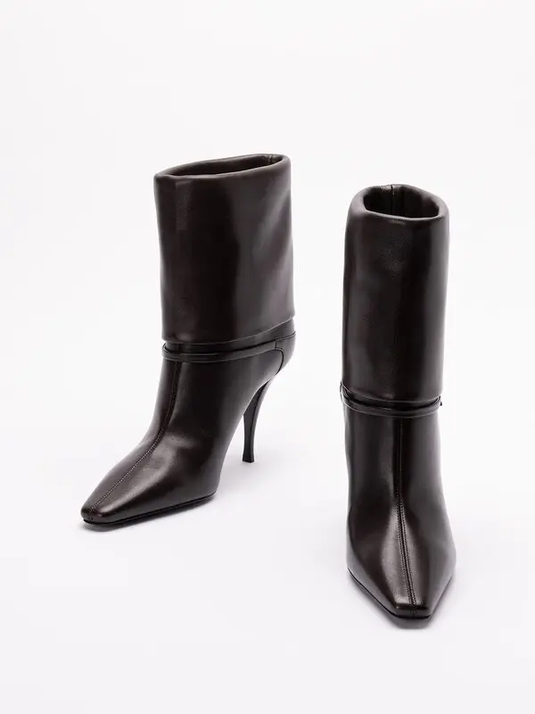 Saint Laurent Niki` Boots