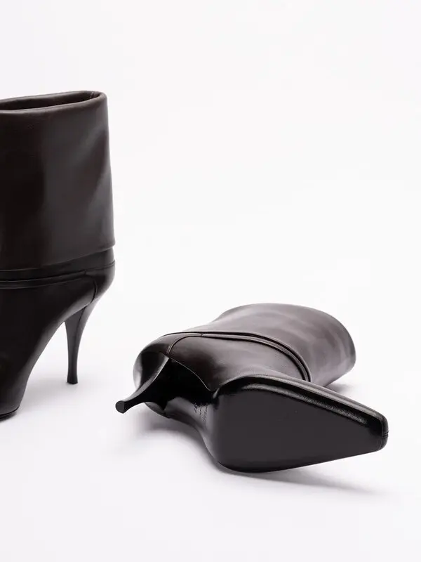Saint Laurent Niki` Boots