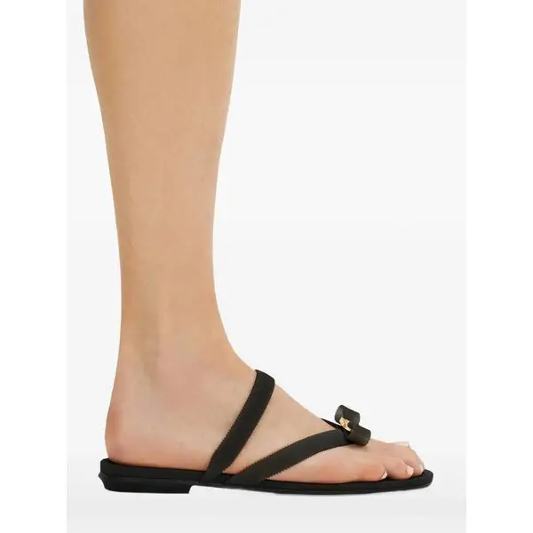 FERRAGAMO Flip-flops & Slides