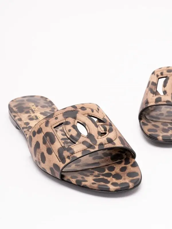 Dolce & Gabbana Leather Sliders - Multicolor