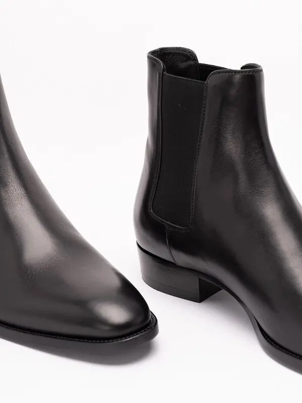 Saint Laurent Wyatt` Chelsea Boots