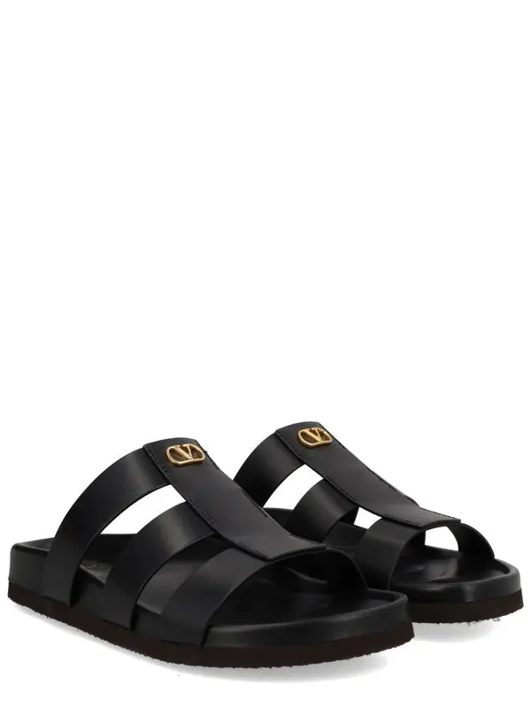 Valentino Garavani Sandalo Slide Studshield