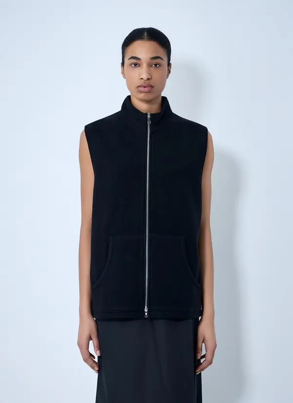 RIER High-neck Zip Vest