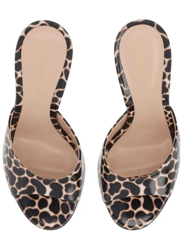 GIANVITO ROSSI Sofia Stiletto Mule