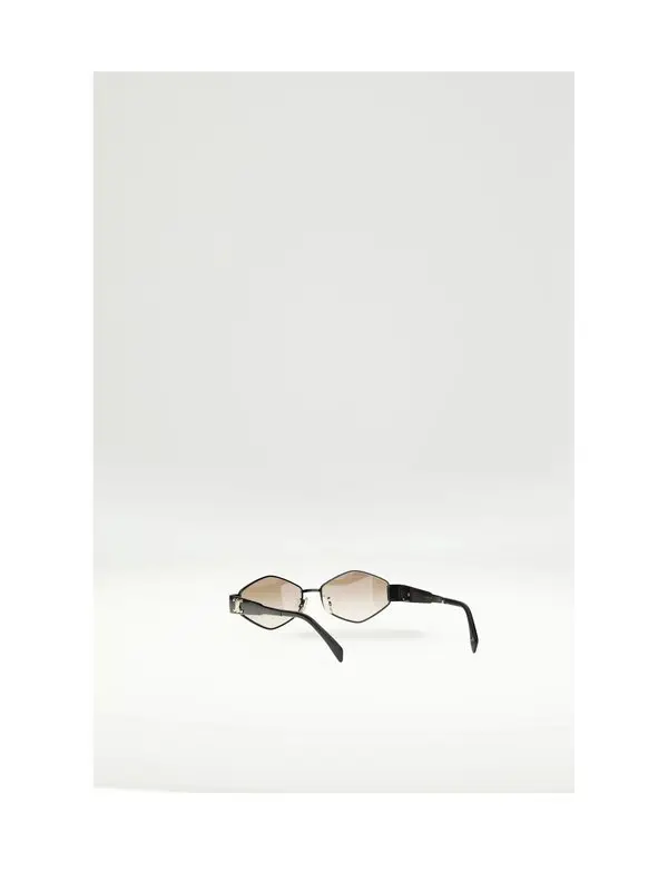 Celine Triomphe Metal 02