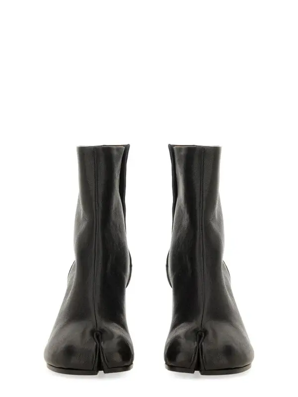 MAISON MARGIELA Leather Tabi Boots - Black