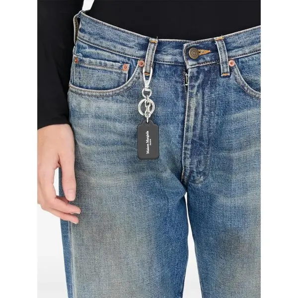 MAISON MARGIELA Leather Logo Keyring - Black