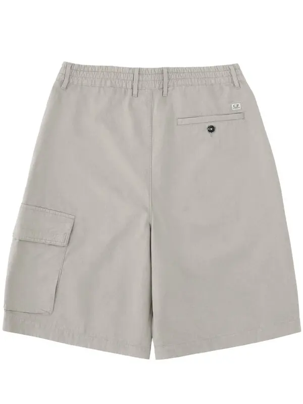 C.P. COMPANY Shorts Cargo Con Patch Logo