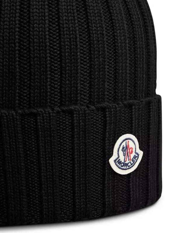 Moncler Logo-embroidered Wool Beanie