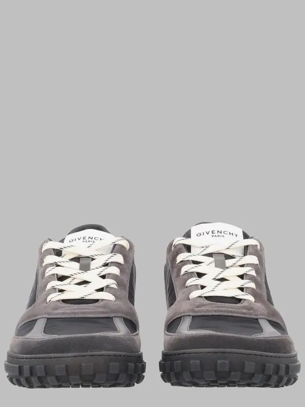Givenchy Calf Leather Lace Up Sneakers - Black