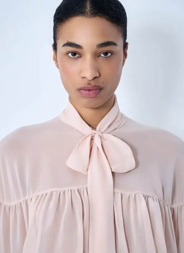 Max Mara Silk Chiffon Cropped Blouse - Pink