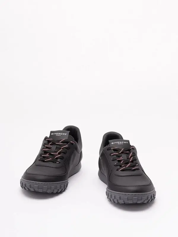 Givenchy Glide Sneakers - Multicolor