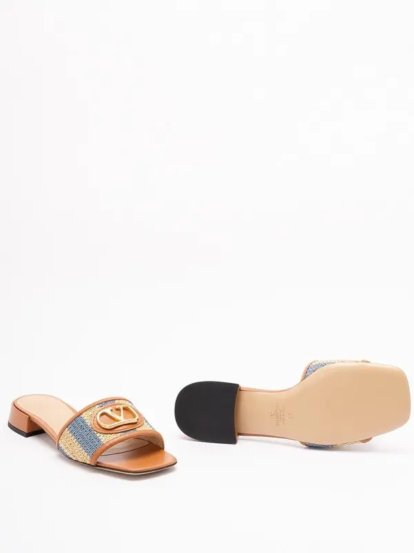 Valentino Garavani Vlogo Signature Slides
