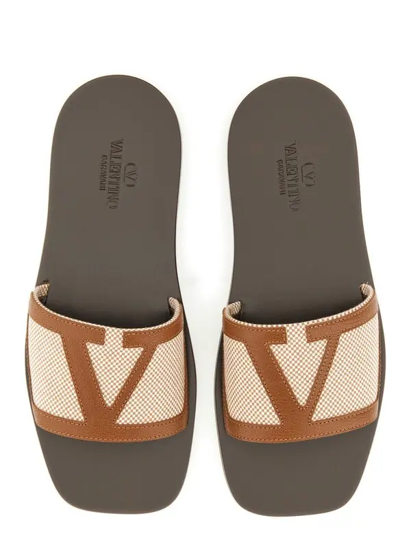 Valentino Garavani Viva Superstar Slide Sandal