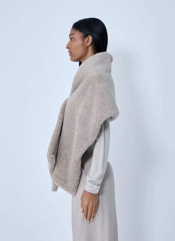 Max Mara Fringed Wool Scarf