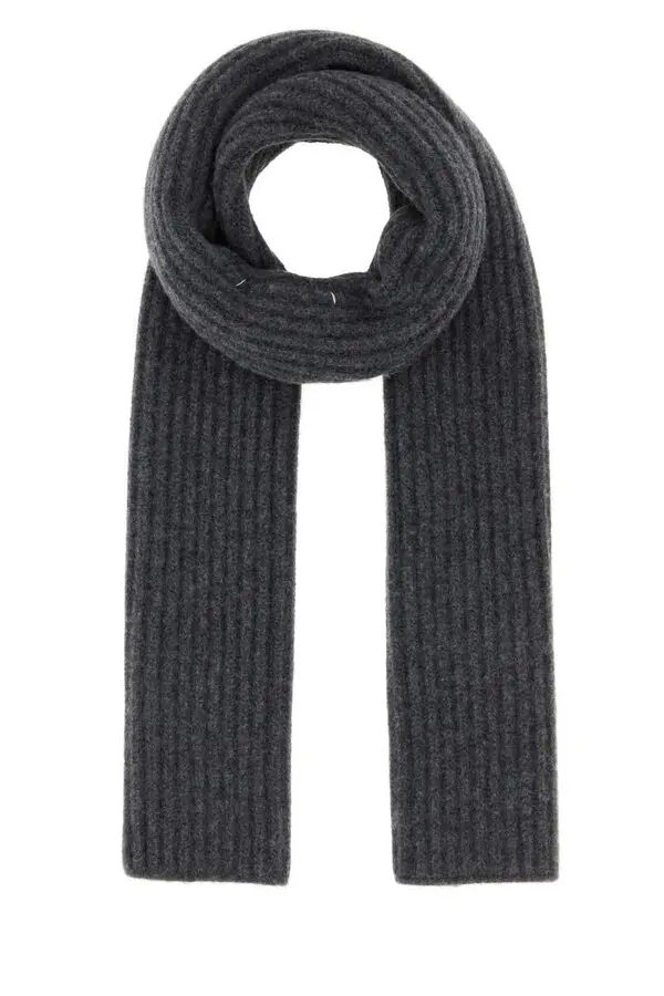 MAISON MARGIELA Grey Wool Scarf - Gray