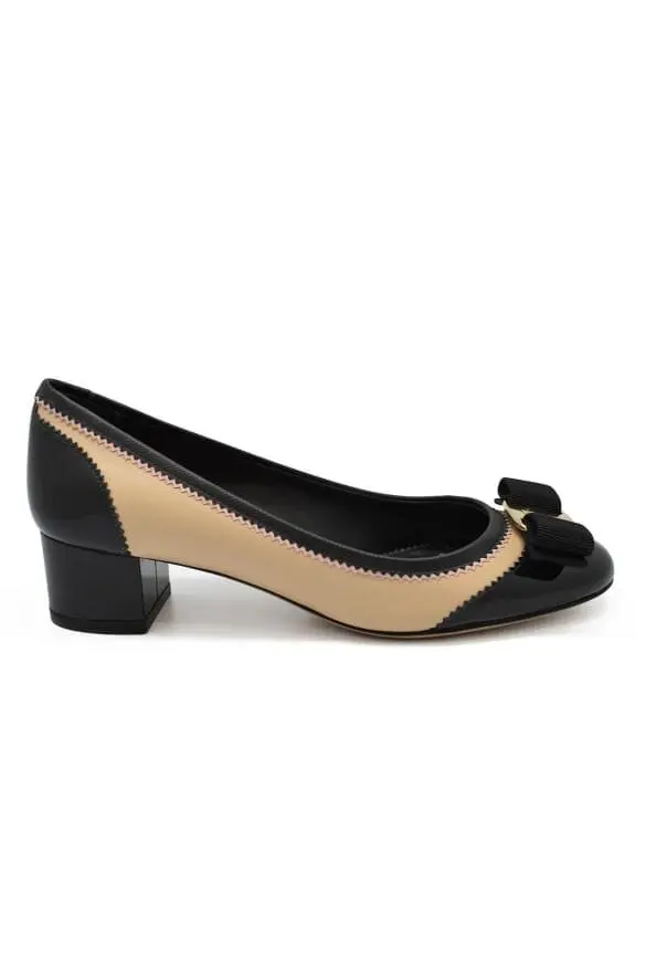 FERRAGAMO Leather Pumps - Cream