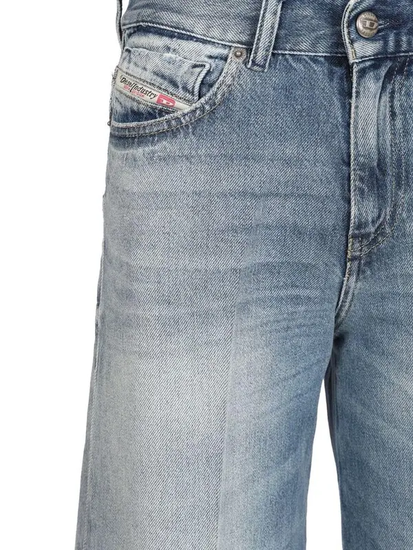 DIESEL® Flare Jeans 1978 D-akemi