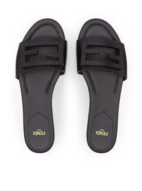Fendi Slide Baguette In Leather