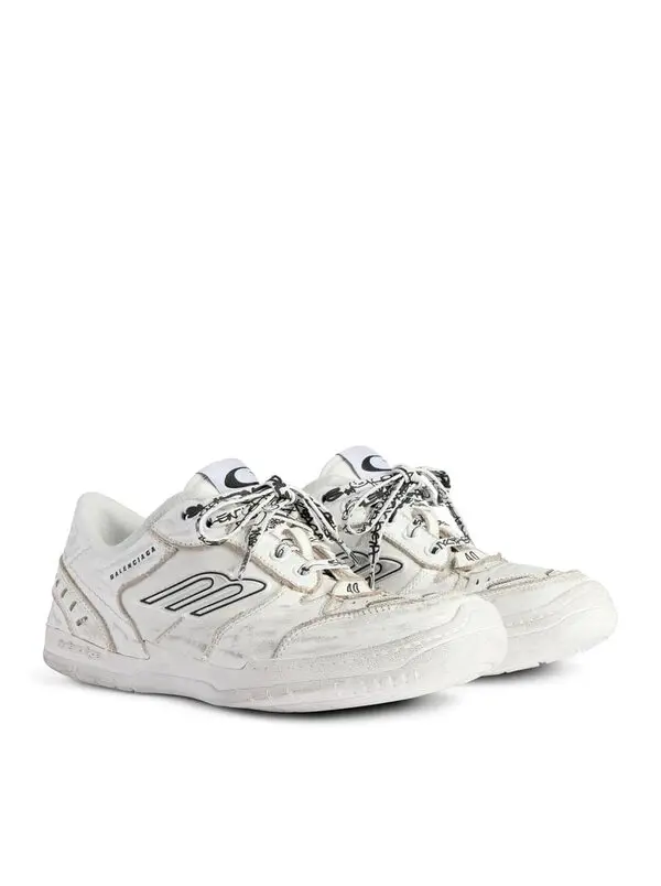 Balenciaga Hamptons Medium Worn-out Sneaker - Multicolor