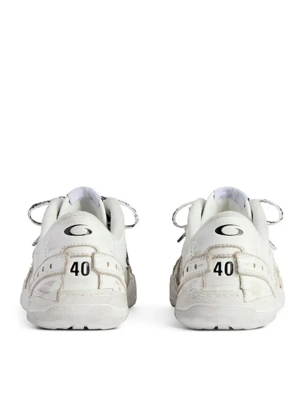 Balenciaga Hamptons Distressed Sneaker - Multicolor