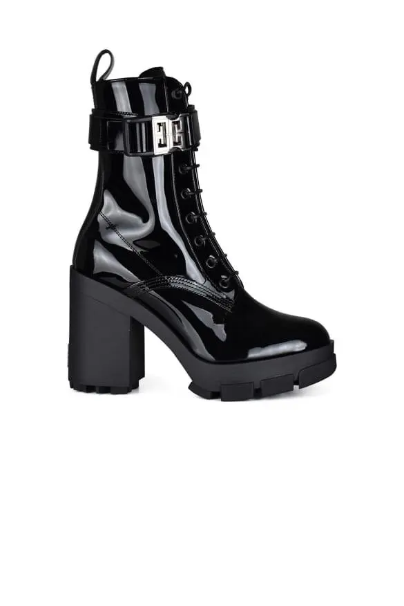 Givenchy Calf Leather Boots - Black