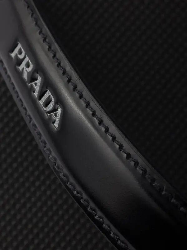 Prada Brushed Leather Flip-flops - Black