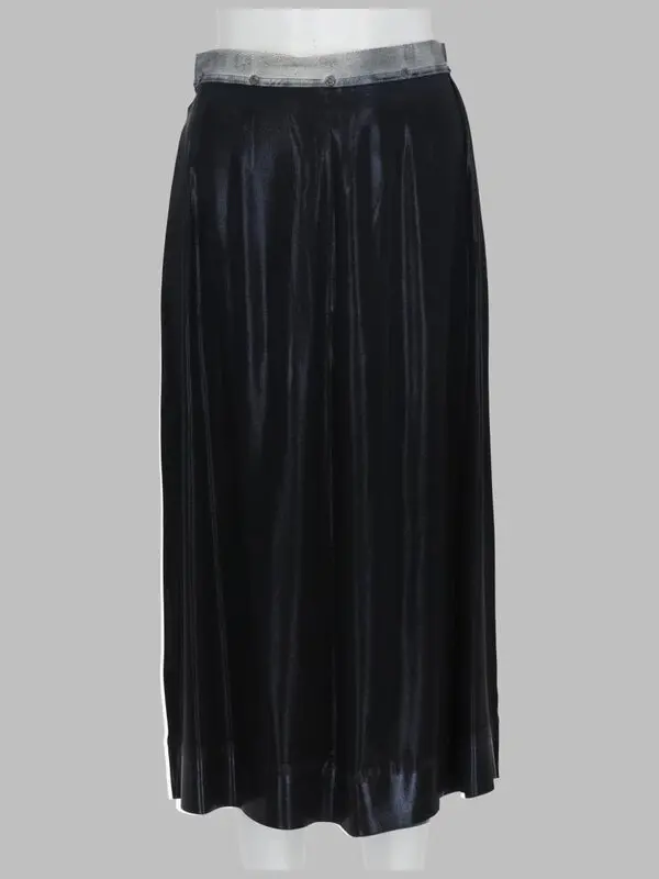 MAISON MARGIELA Silk Blend Midi Skirt - Black