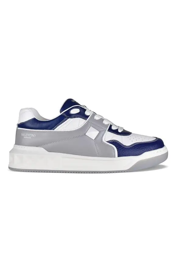 Valentino Garavani One Stud Sneakers - Gray